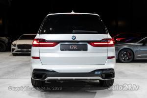 Balts BMW X7 2022 Rīga, ar dzinēja tilpumu 3.00 L un nobraukumu 52 tūkst. km par 77500 €, foto 5 vietnē AUTOMOTO.COM.LV