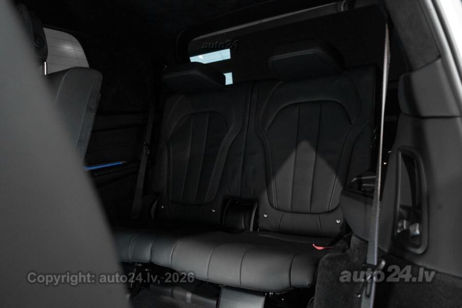 Balts BMW X7 2022 Rīga, ar dzinēja tilpumu 3.00 L un nobraukumu 52 tūkst. km par 77500 €, foto 29 vietnē AUTOMOTO.COM.LV