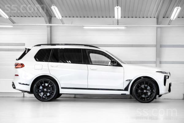 Balts BMW X7 2023 Tukums, ar dzinēja tilpumu 3.00 L un nobraukumu 0 tūkst. km par 90555 €, foto 4 vietnē AUTOMOTO.COM.LV