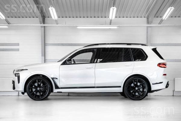 Balts BMW X7 2023 Tukums, ar dzinēja tilpumu 3.00 L un nobraukumu 0 tūkst. km par 90555 €, foto 7 vietnē AUTOMOTO.COM.LV