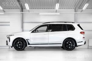 Balts BMW X7 2023 Tukums, ar dzinēja tilpumu 3.00 L un nobraukumu 0 tūkst. km par 90555 €, foto 7 vietnē AUTOMOTO.COM.LV