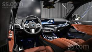 Balts BMW X7 2023 Tukums, ar dzinēja tilpumu 3.00 L un nobraukumu 0 tūkst. km par 85555 €, foto 3 vietnē AUTOMOTO.COM.LV