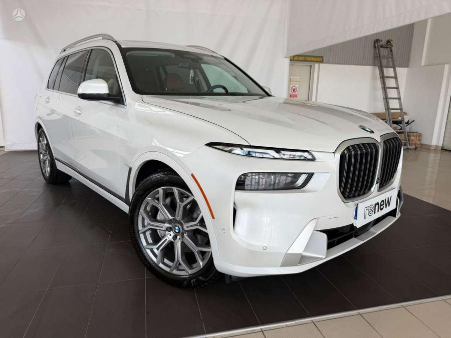 Balts BMW X7 2023 Klaipėda, ar dzinēja tilpumu 3.00 L un nobraukumu 112 tūkst. km par 60000 €, foto 1 vietnē AUTOMOTO.COM.LV