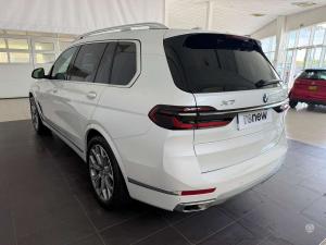 Balts BMW X7 2023 Klaipėda, ar dzinēja tilpumu 3.00 L un nobraukumu 112 tūkst. km par 60000 €, foto 5 vietnē AUTOMOTO.COM.LV
