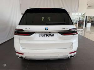 Balts BMW X7 2023 Klaipėda, ar dzinēja tilpumu 3.00 L un nobraukumu 112 tūkst. km par 60000 €, foto 6 vietnē AUTOMOTO.COM.LV