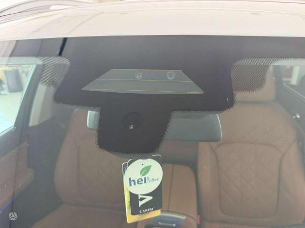 White BMW X7 2023 in Klaipeda, with an engine capacity of 3.00 L and mileage of 112 thousand km for 60000 €, photo 8 on AUTOMOTO.COM.LV