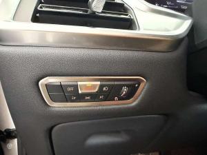 Balts BMW X7 2023 Klaipėda, ar dzinēja tilpumu 3.00 L un nobraukumu 112 tūkst. km par 60000 €, foto 24 vietnē AUTOMOTO.COM.LV