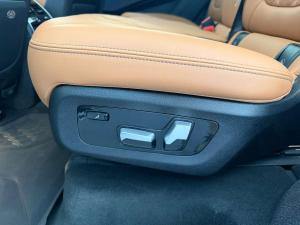 Balts BMW X7 2023 Klaipėda, ar dzinēja tilpumu 3.00 L un nobraukumu 112 tūkst. km par 60000 €, foto 28 vietnē AUTOMOTO.COM.LV