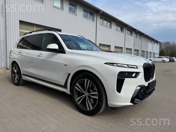 Balts BMW X7 2024 Rīga, ar dzinēja tilpumu 3.00 L un nobraukumu 18 tūkst. km par 86000 €, foto 3 vietnē AUTOMOTO.COM.LV