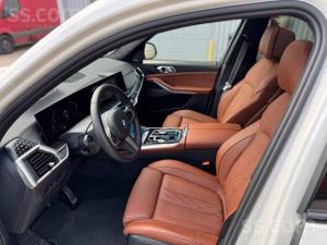 Balts BMW X7 2024 Rīga, ar dzinēja tilpumu 3.00 L un nobraukumu 18 tūkst. km par 85000 €, foto 14 vietnē AUTOMOTO.COM.LV