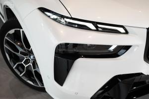 White BMW X7 2024 in Kaunas, with an engine capacity of 3.00 L and mileage of 73 thousand km for 85771 €, photo 4 on AUTOMOTO.COM.LV