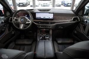 White BMW X7 2024 in Kaunas, with an engine capacity of 3.00 L and mileage of 73 thousand km for 85771 €, photo 25 on AUTOMOTO.COM.LV