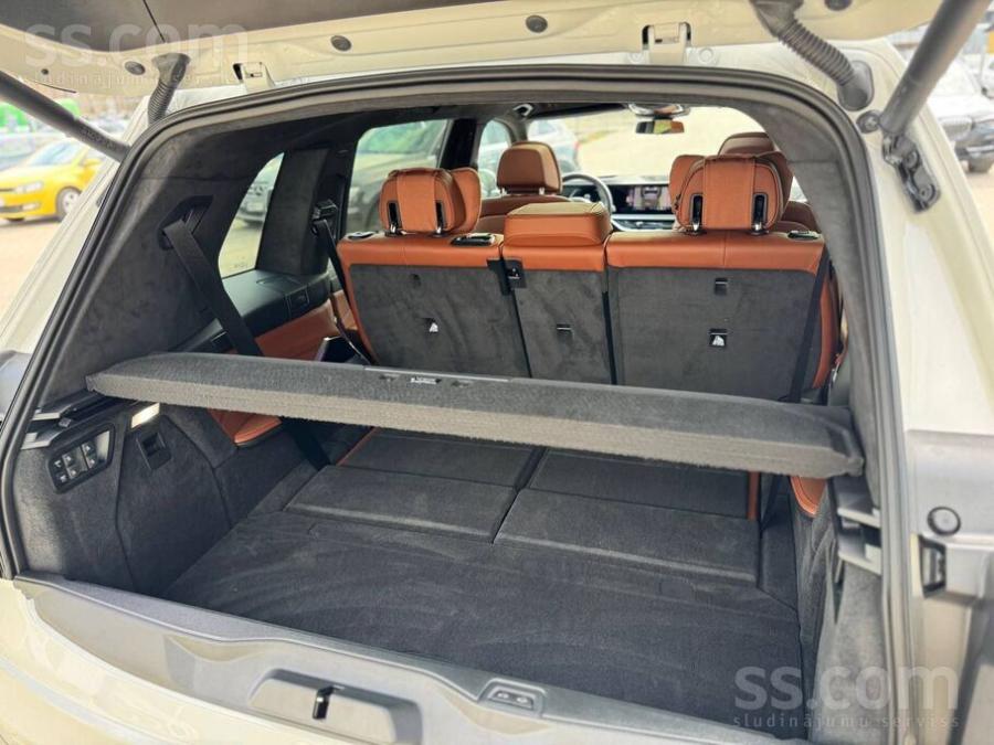 Balts BMW X7 2024 Rīga, ar dzinēja tilpumu 3.00 L un nobraukumu 22 tūkst. km par 82000 €, foto 33 vietnē AUTOMOTO.COM.LV