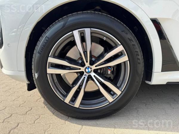 White BMW X7 2024 in Riga, with an engine capacity of 3.00 L and mileage of 22 thousand km for 82000 €, photo 9 on AUTOMOTO.COM.LV