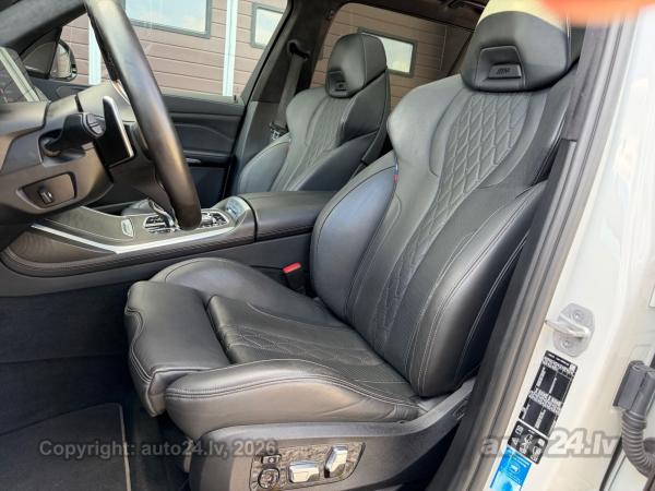 Balts BMW X7 2021 Veru, ar dzinēja tilpumu 3.00 L un nobraukumu 200 tūkst. km par 49800 €, foto 6 vietnē AUTOMOTO.COM.LV