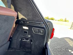 Balts BMW X7 2021 Tallina, ar dzinēja tilpumu 3.00 L un nobraukumu 166 tūkst. km par 55000 €, foto 10 vietnē AUTOMOTO.COM.LV
