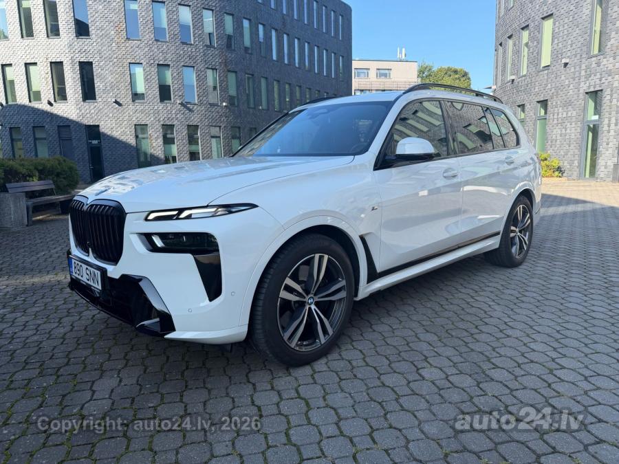 White BMW X7 2024 in Tallinn, with an engine capacity of 3.00 L and mileage of 28 thousand km for 94500 €, photo 6 on AUTOMOTO.COM.LV