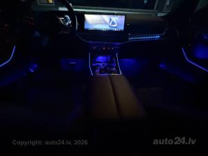 White BMW X7 2024 in Tallinn, with an engine capacity of 3.00 L and mileage of 28 thousand km for 94500 €, photo 24 on AUTOMOTO.COM.LV
