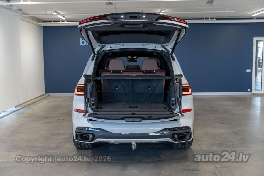 White BMW X7 2026 in Tallinn, with an engine capacity of 3.00 L and mileage of 5 thousand km for 111190 €, photo 6 on AUTOMOTO.COM.LV