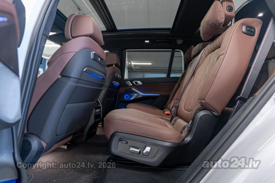 White BMW X7 2026 in Tallinn, with an engine capacity of 3.00 L and mileage of 5 thousand km for 111190 €, photo 14 on AUTOMOTO.COM.LV