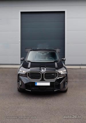 Black BMW XM 2023 in Tallinn, with an engine capacity of 4.40 L and mileage of 29 thousand km for 112000 €, photo 3 on AUTOMOTO.COM.LV