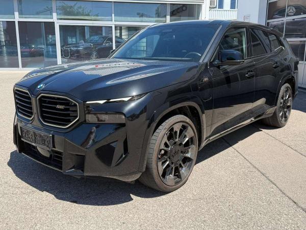 Melns BMW XM 2023 Marijampole, ar dzinēja tilpumu 4.40 L un nobraukumu 27 tūkst. km par 89950 €, foto 1 vietnē AUTOMOTO.COM.LV