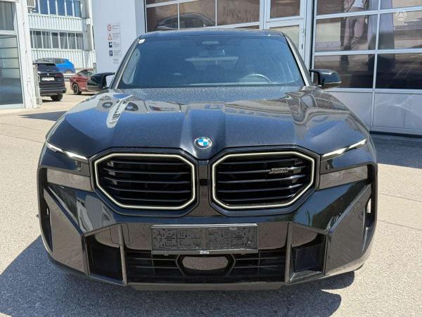 Melns BMW XM 2023 Marijampole, ar dzinēja tilpumu 4.40 L un nobraukumu 27 tūkst. km par 89950 €, foto 3 vietnē AUTOMOTO.COM.LV