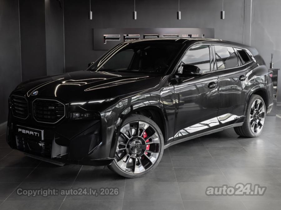 Черный БМВ XM 2023 в Таллин, объемом двигателя 4.40 л и пробегом 30 тыс. км за 114900 €, фото 1 на AUTOMOTO.COM.LV