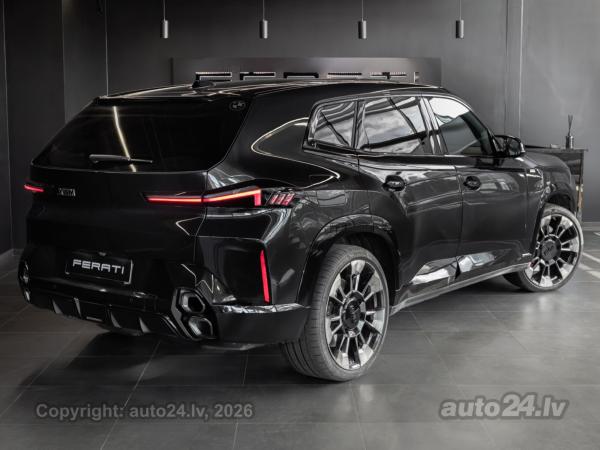 Melns BMW XM 2023 Tallina, ar dzinēja tilpumu 4.40 L un nobraukumu 30 tūkst. km par 114900 €, foto 2 vietnē AUTOMOTO.COM.LV