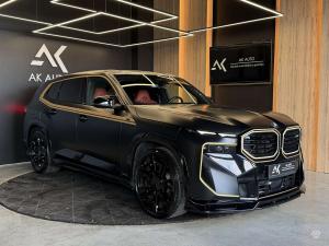 Melns BMW XM 2023 Kauņa, ar dzinēja tilpumu 4.40 L un nobraukumu 41 tūkst. km par 104990 €, foto 3 vietnē AUTOMOTO.COM.LV