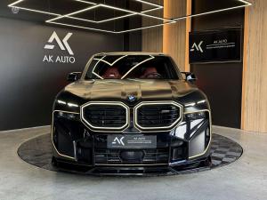 Melns BMW XM 2023 Kauņa, ar dzinēja tilpumu 4.40 L un nobraukumu 41 tūkst. km par 104990 €, foto 5 vietnē AUTOMOTO.COM.LV