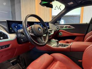 Melns BMW XM 2023 Kauņa, ar dzinēja tilpumu 4.40 L un nobraukumu 41 tūkst. km par 104990 €, foto 14 vietnē AUTOMOTO.COM.LV