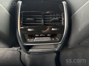 Melns BMW XM 2023 Rīga, ar dzinēja tilpumu 4.40 L un nobraukumu 44 tūkst. km par 104990 €, foto 12 vietnē AUTOMOTO.COM.LV