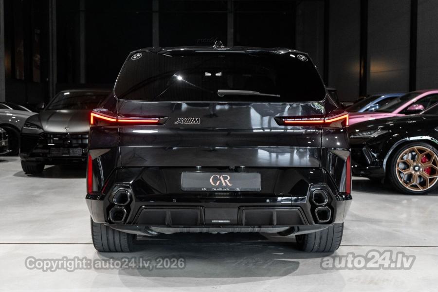 Черный БМВ XM 2024 в Рига, объемом двигателя 4.40 л и пробегом 42 тыс. км за 100642 €, фото 6 на AUTOMOTO.COM.LV