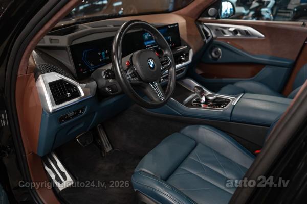 Черный БМВ XM 2024 в Рига, объемом двигателя 4.40 л и пробегом 42 тыс. км за 100642 €, фото 9 на AUTOMOTO.COM.LV