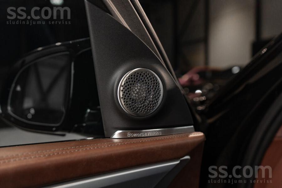 Черный БМВ XM 2024 в Рига, объемом двигателя 4.40 л и пробегом 42 тыс. км за 100642 €, фото 18 на AUTOMOTO.COM.LV
