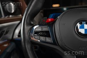 Черный БМВ XM 2024 в Рига, объемом двигателя 4.40 л и пробегом 42 тыс. км за 100642 €, фото 25 на AUTOMOTO.COM.LV