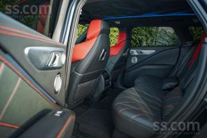 Black BMW XM 2024 in Riga, with an engine capacity of 4.40 L and mileage of 54 thousand km for 135000 €, photo 17 on AUTOMOTO.COM.LV