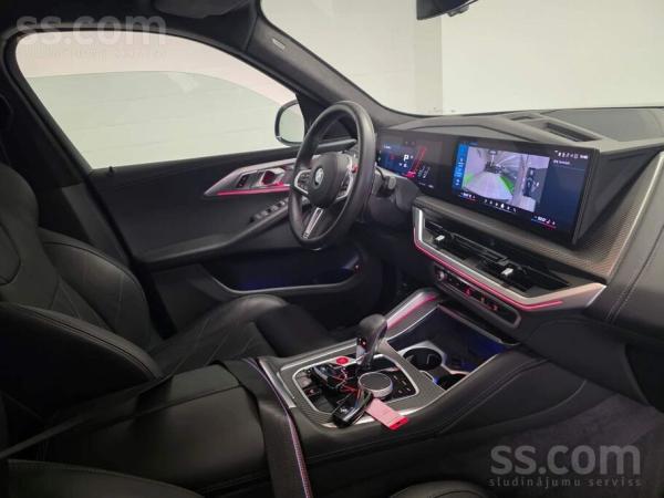 Черный БМВ XM 2024 в Юрмала, объемом двигателя 3.00 л и пробегом 45 тыс. км за 97000 €, фото 7 на AUTOMOTO.COM.LV