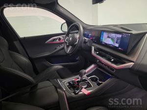 Melns BMW XM 2024 Jūrmala, ar dzinēja tilpumu 3.00 L un nobraukumu 45 tūkst. km par 97000 €, foto 8 vietnē AUTOMOTO.COM.LV