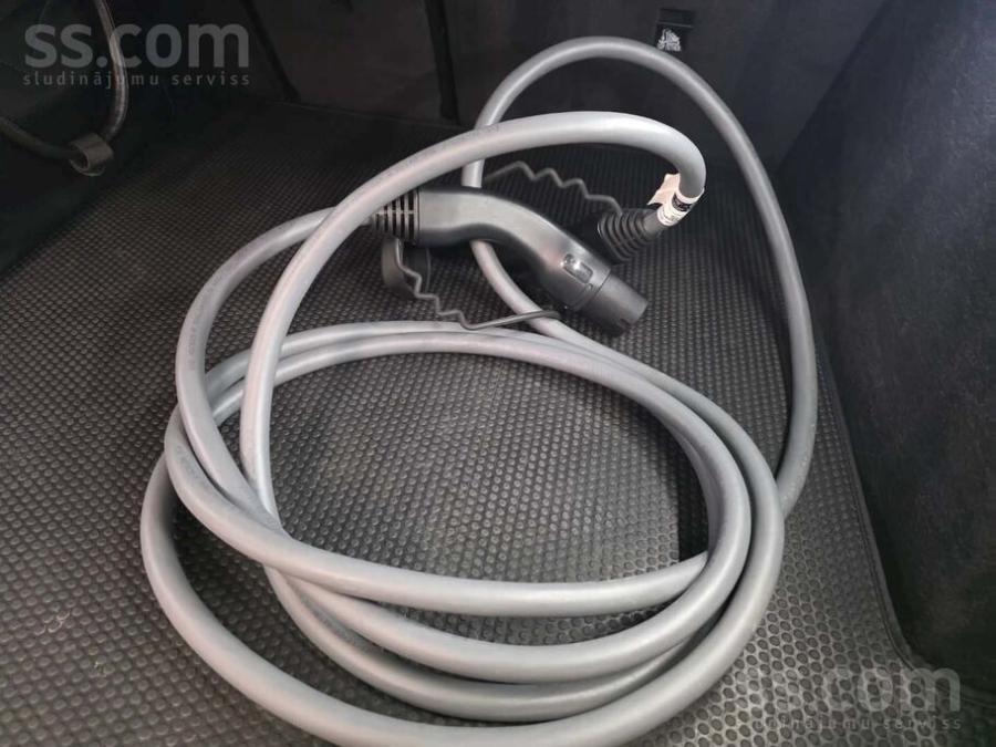 Melns BMW XM 2024 Jūrmala, ar dzinēja tilpumu 3.00 L un nobraukumu 45 tūkst. km par 97000 €, foto 13 vietnē AUTOMOTO.COM.LV