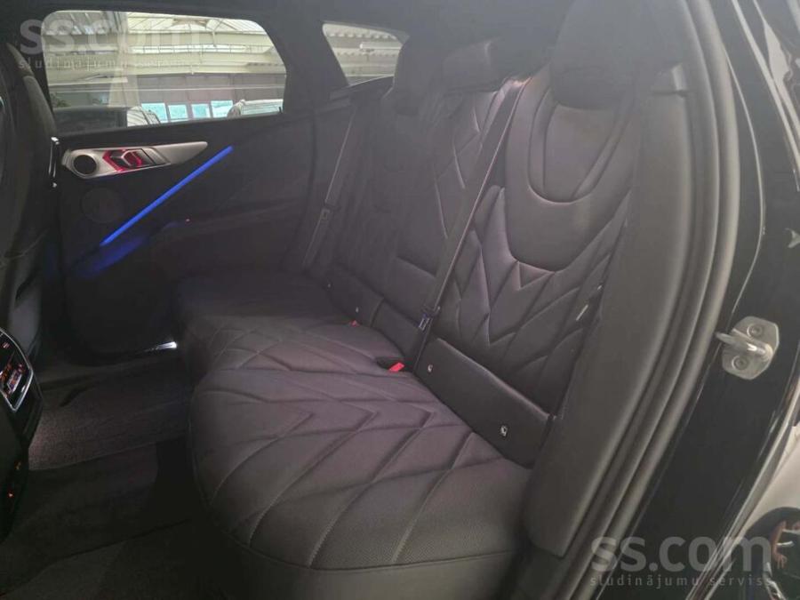 Melns BMW XM 2024 Jūrmala, ar dzinēja tilpumu 3.00 L un nobraukumu 45 tūkst. km par 97000 €, foto 14 vietnē AUTOMOTO.COM.LV