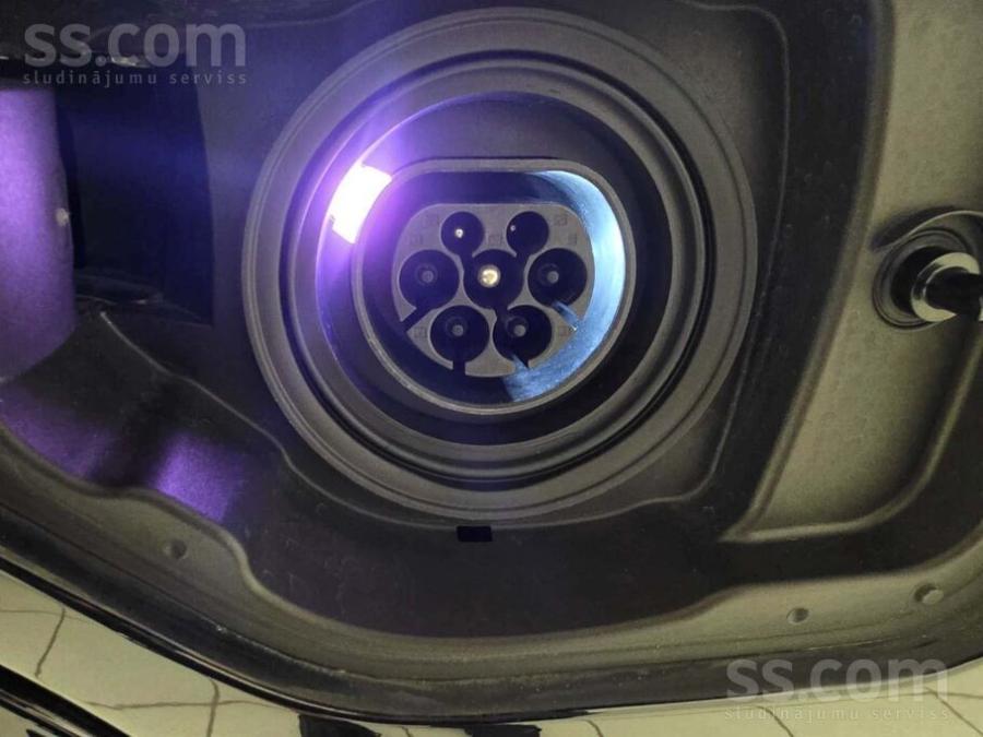 Melns BMW XM 2024 Jūrmala, ar dzinēja tilpumu 3.00 L un nobraukumu 45 tūkst. km par 97000 €, foto 15 vietnē AUTOMOTO.COM.LV