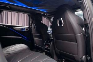 Melns BMW XM 2024 Tukums, ar dzinēja tilpumu 3.00 L un nobraukumu 35 tūkst. km par 99990 €, foto 8 vietnē AUTOMOTO.COM.LV