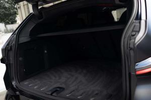 Black BMW XM 2024 in Vilnius, with an engine capacity of 4.40 L and mileage of 17 thousand km for 123000 €, photo 43 on AUTOMOTO.COM.LV