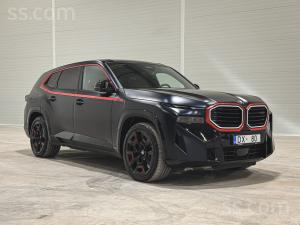 Черный БМВ XM 2024 в Рига, объемом двигателя 4.40 л и пробегом 62 тыс. км за 139900 €, фото 3 на AUTOMOTO.COM.LV