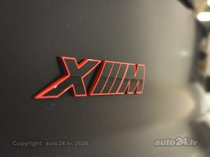 Black BMW XM 2024 in Riga, with an engine capacity of 4.40 L and mileage of 62 thousand km for 139900 €, photo 10 on AUTOMOTO.COM.LV