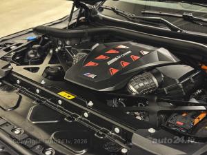 Black BMW XM 2024 in Riga, with an engine capacity of 4.40 L and mileage of 62 thousand km for 139900 €, photo 14 on AUTOMOTO.COM.LV