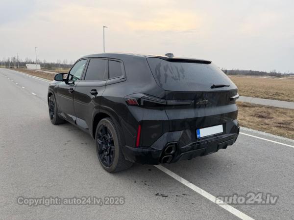 Melns BMW XM 2023 Tallina, ar dzinēja tilpumu 4.40 L un nobraukumu 52 tūkst. km par 98000 €, foto 4 vietnē AUTOMOTO.COM.LV