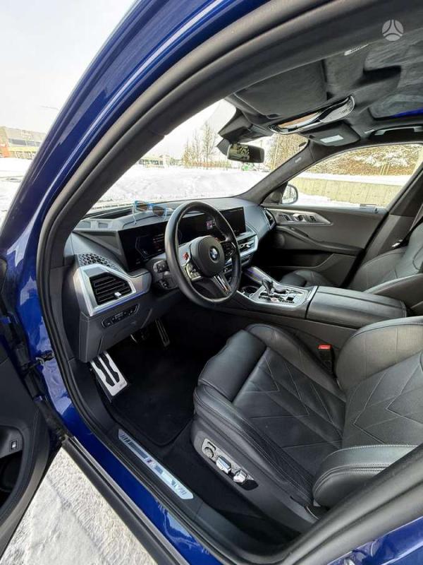 Zils BMW XM 2024 Viļņa, ar dzinēja tilpumu 4.40 L un nobraukumu 60 tūkst. km par 110000 €, foto 7 vietnē AUTOMOTO.COM.LV